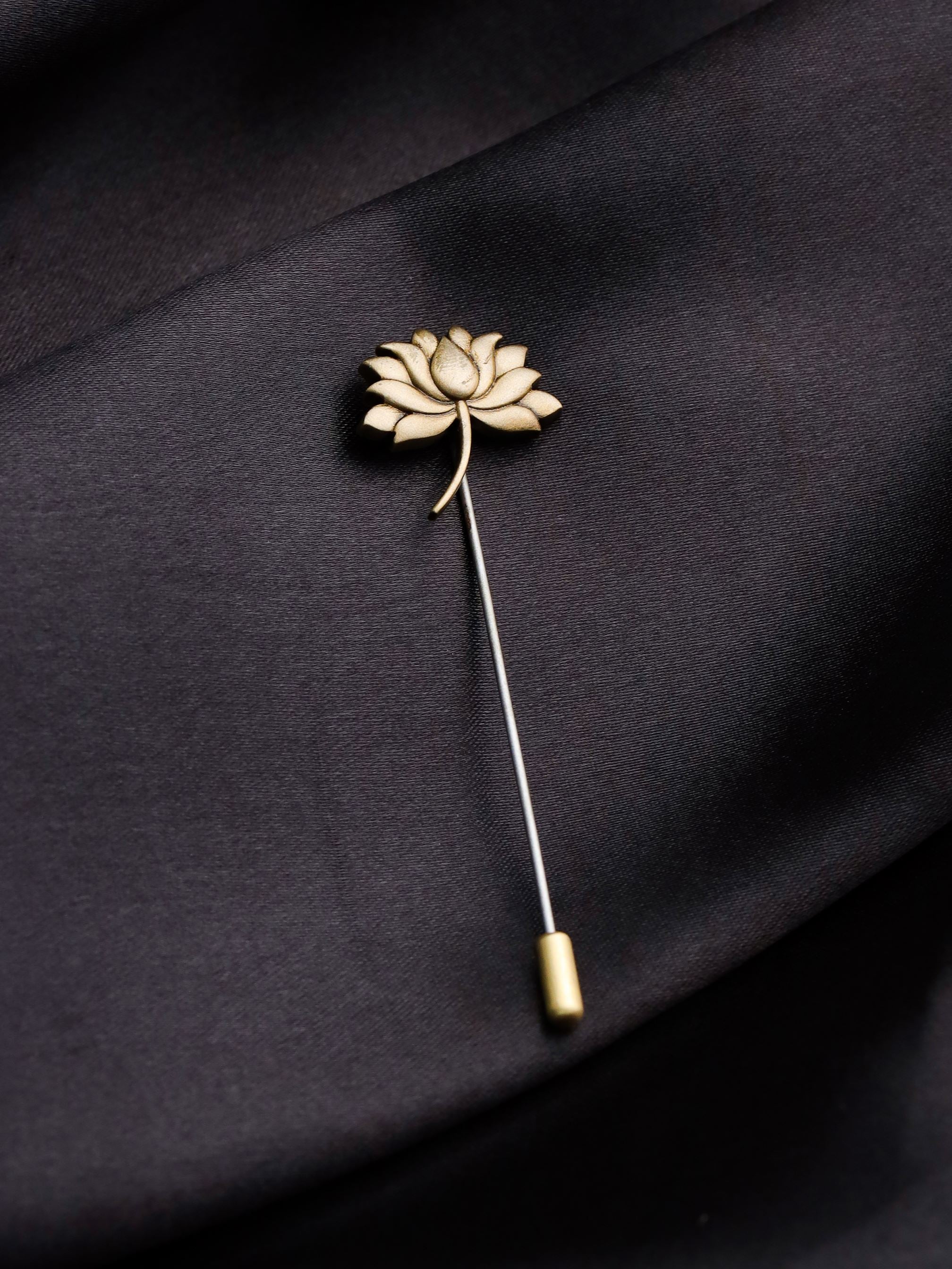 Divine Lotus Lapel Pin – Ganpatis Bridal Wear